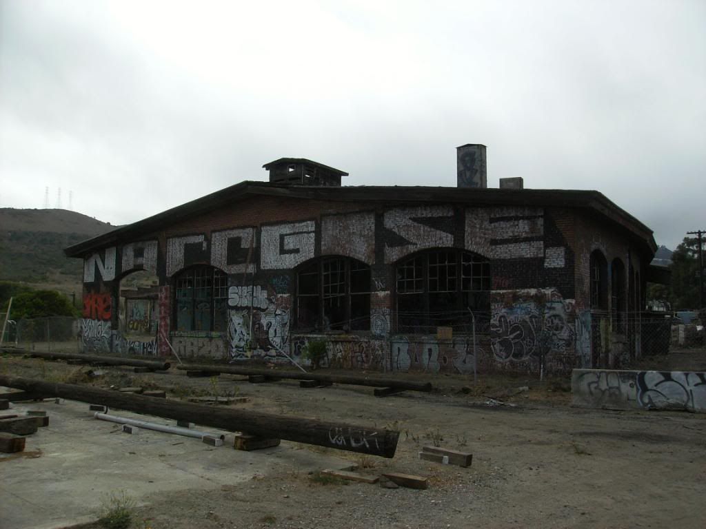 Bayshore Roundhouse - Thread - Urban Exploration Resource